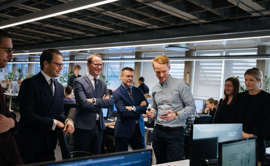 Prince Daniel visits SSE Business Lab - hhs.se - Stockholm School of ...