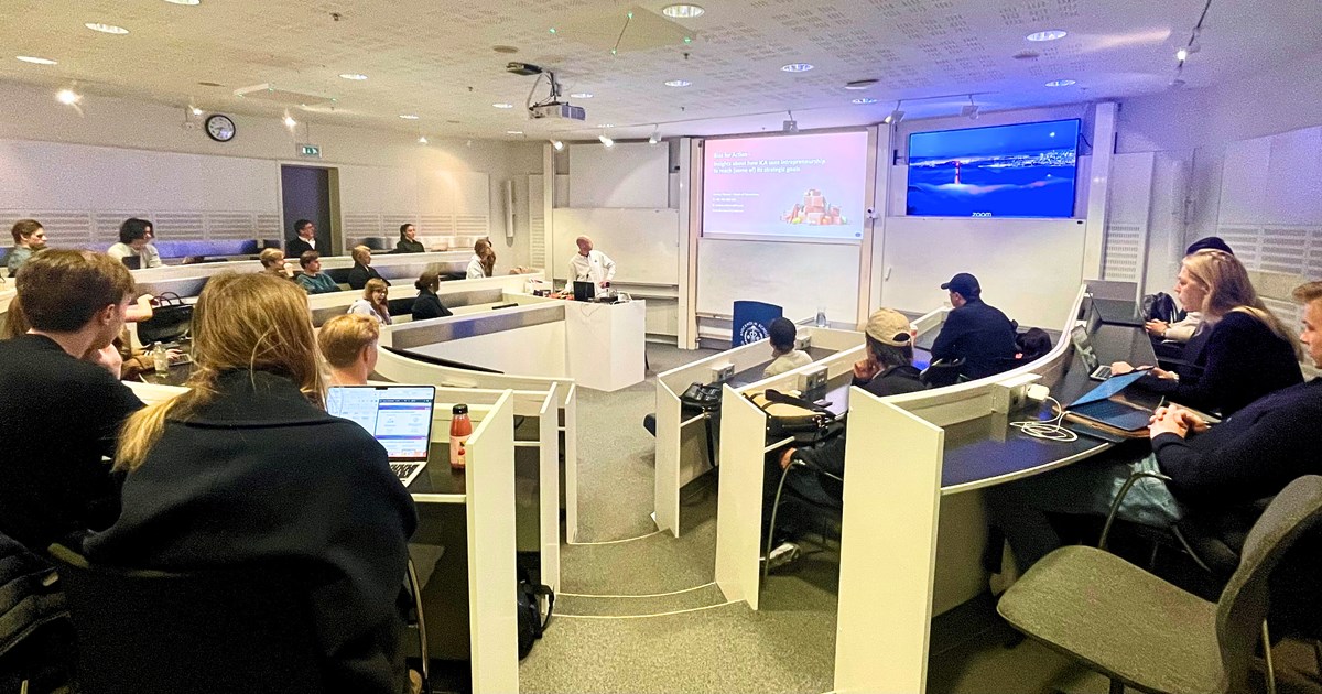 Theme Lecture with ICA Paket - hhs.se - Handelshögskolan i Stockholm