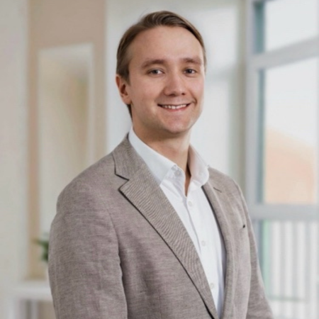 Karl Lindoff - hhs.se - Stockholm School of Economics