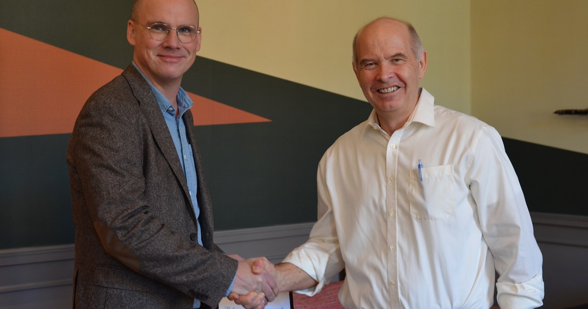 Robert Östling awarded for outstanding pedagogical achievements - hhs ...