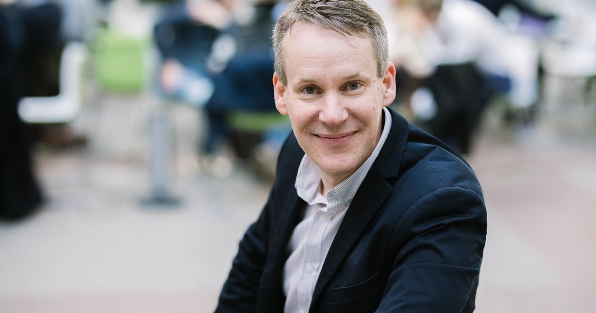 Professor Henrik Nilsson receives prestigious award - hhs.se ...