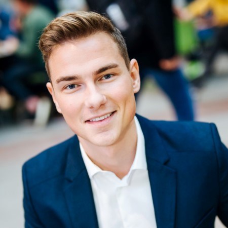 Michael Stalder - hhs.se - Stockholm School of Economics